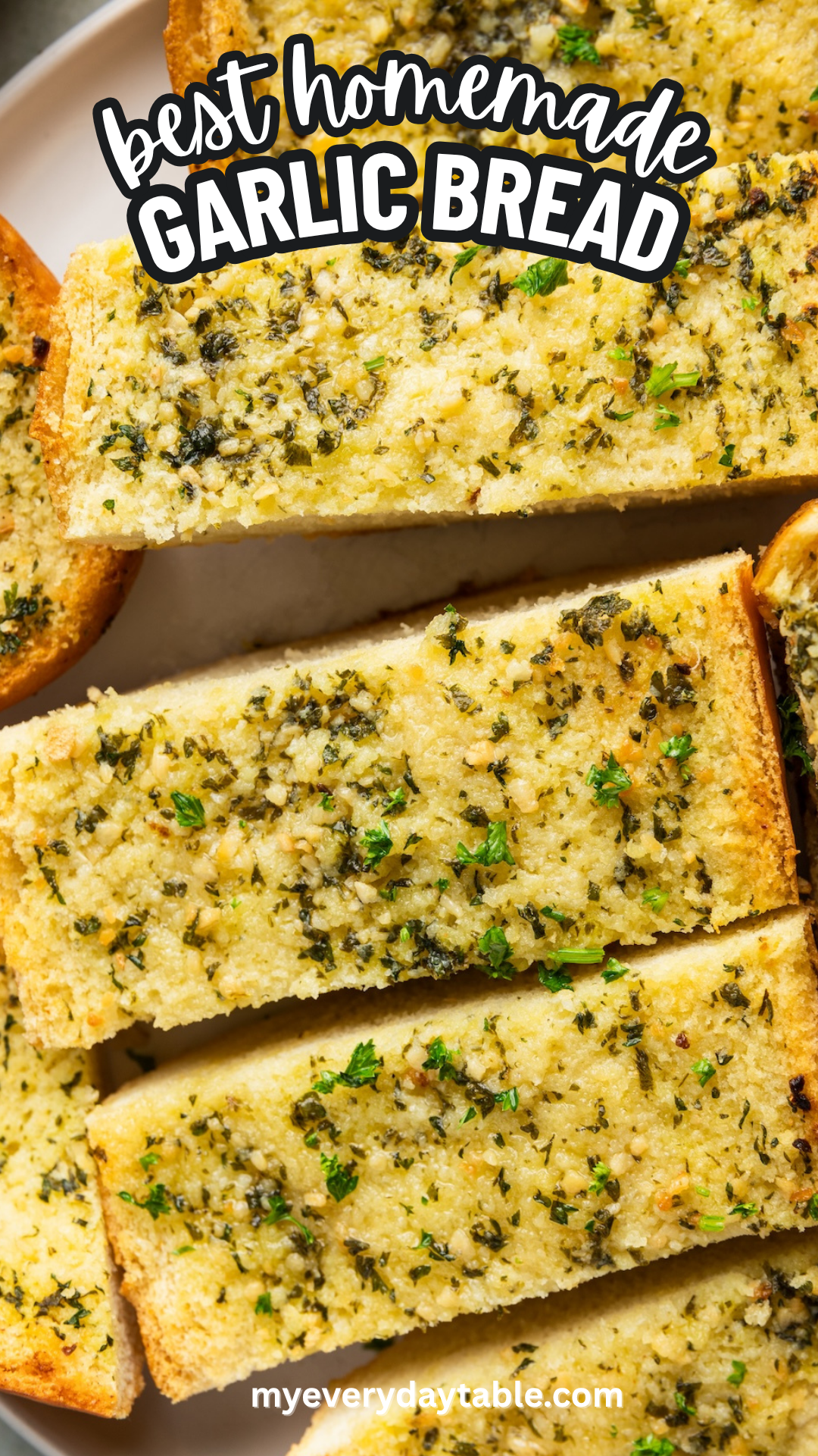 Perfect Homemade Garlic Bread (Easy, Buttery & Crispy)
