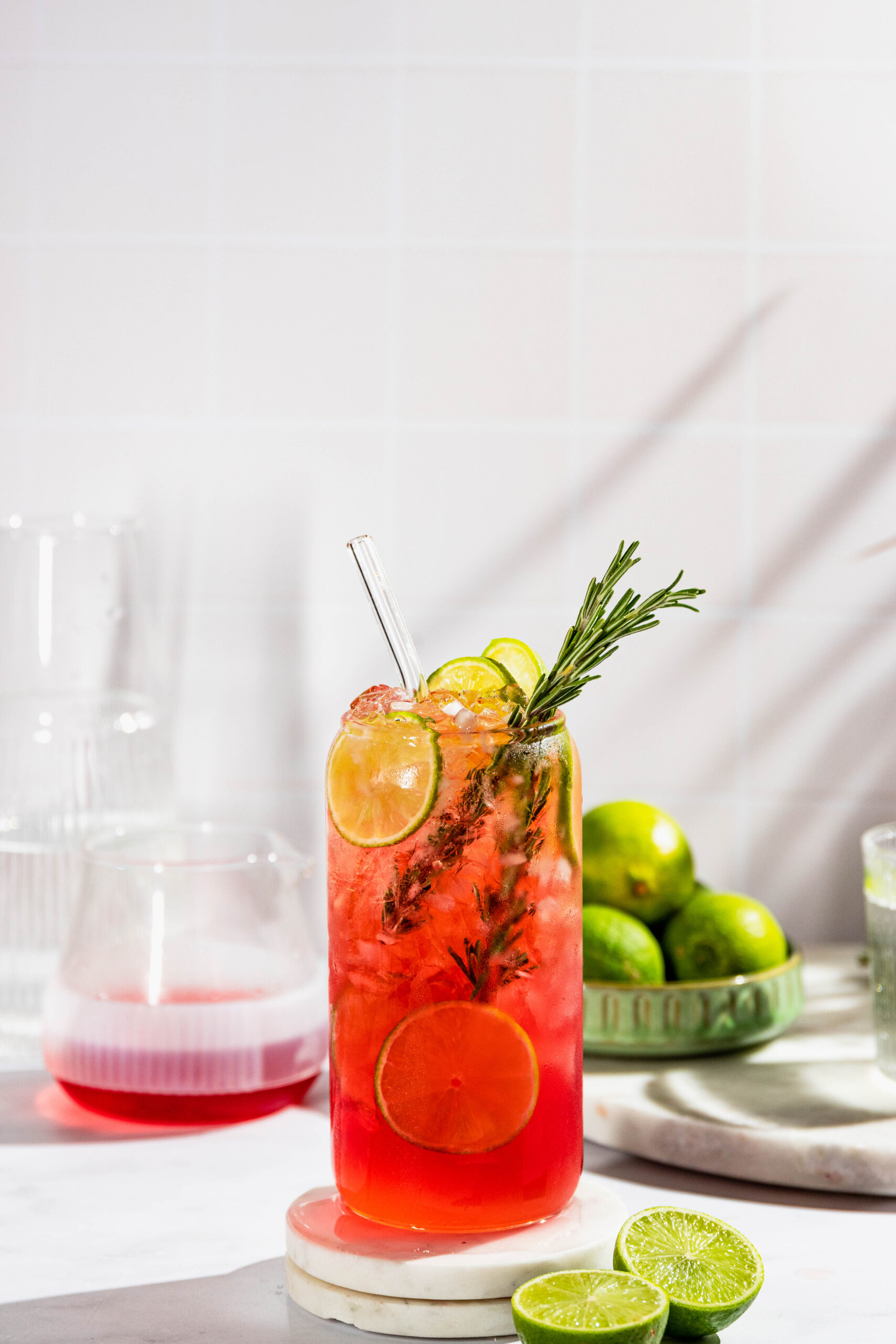 Cranberry Mocktail Spritzer (Festive, Bubbly, & Fun!)